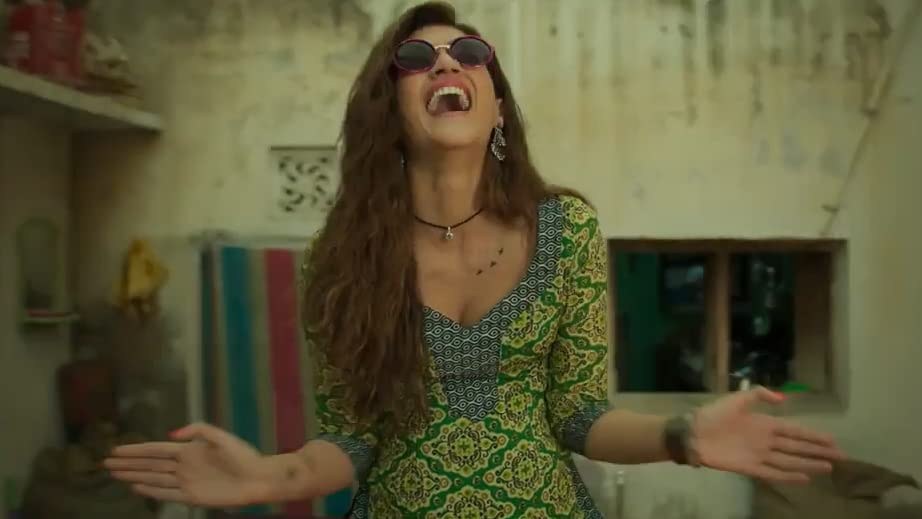 Mimi movie review: Kriti Sanon good in balanced, but simplistic ...